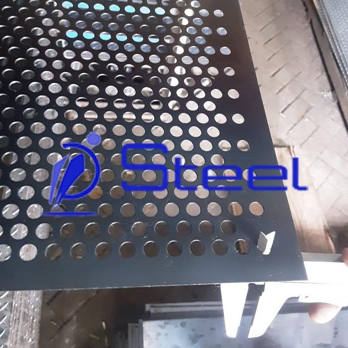 Jual Plat Lubang Besi 5.0mm x 1.2M x 2.4M | Perforated Sheet 5,0mm ...