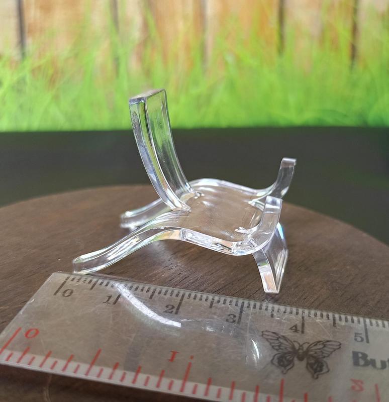 Acrylic Stand Base Mineral Specimen Display Holder Small - Shop | Tokopedia