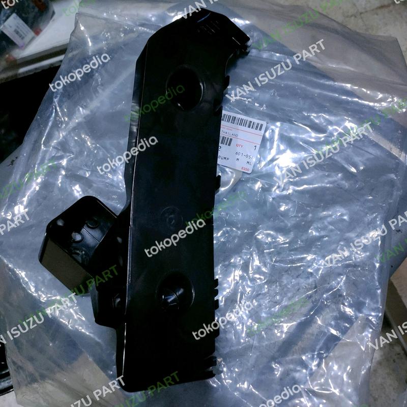 BRACKET RETAINER BRAKET BEMPER BUMPER ISUZU DMAX MUX NEW ORIGINAL ...