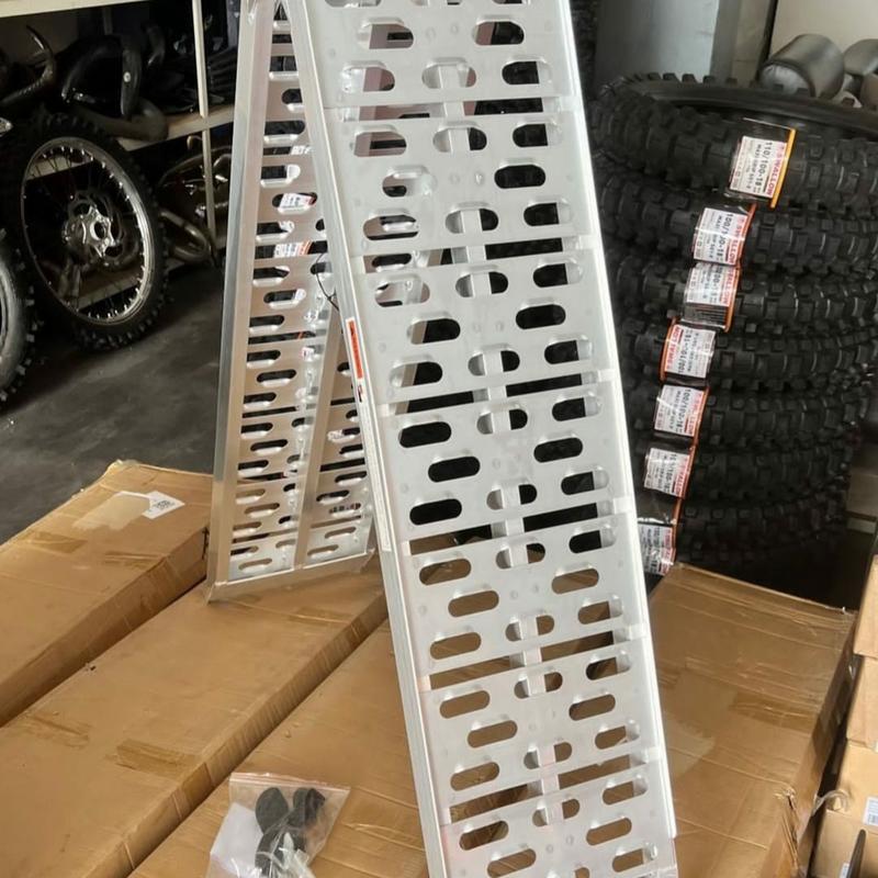 RAMP TANGGA LOADING MOTOR BAHAN ALUMUNIUM LIPAT 2 - Shop | Tokopedia