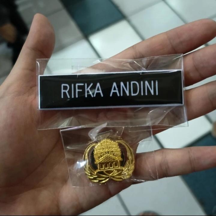 pin nama dada magnet dan pin korpri satu set - Shop | Tokopedia