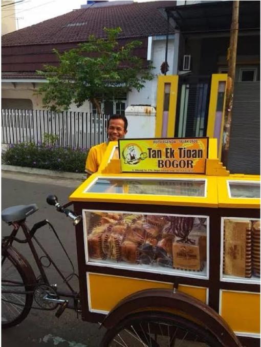 TAN EK TJOAN Roti Khas Bogor Sedjak 1920 Legend Bread Asli Original ...