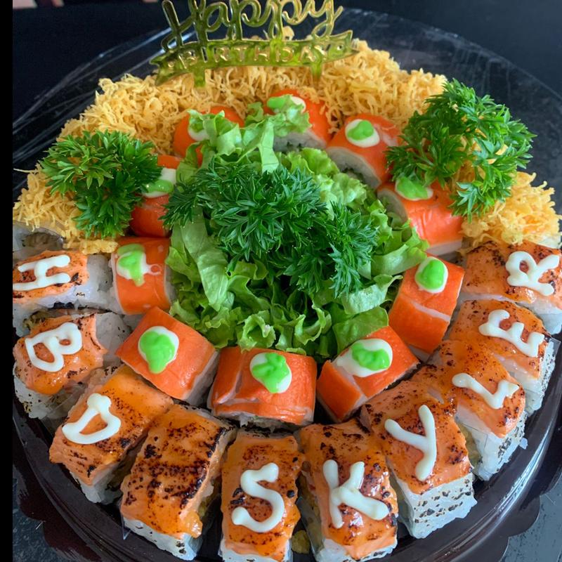 Sushi kue ultah Halal/ Sushi cake mix salmon mentai - Shop | Tokopedia