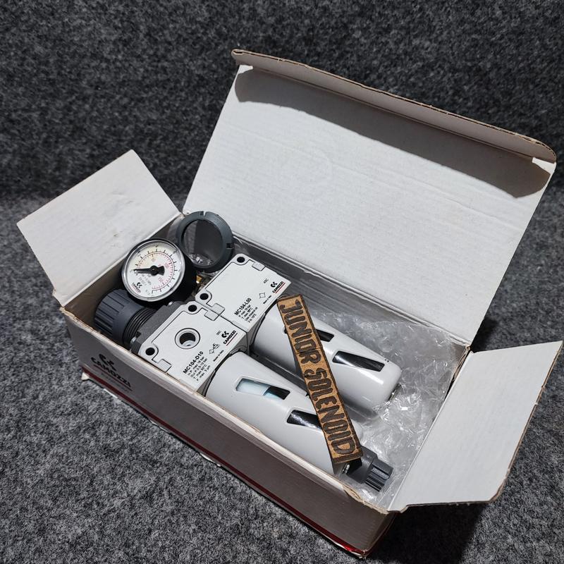 CAMOZZI MC104-C-5 1SET MC104-D10 + MC104-L00 + PRESSURE GAUGE - Shop ...
