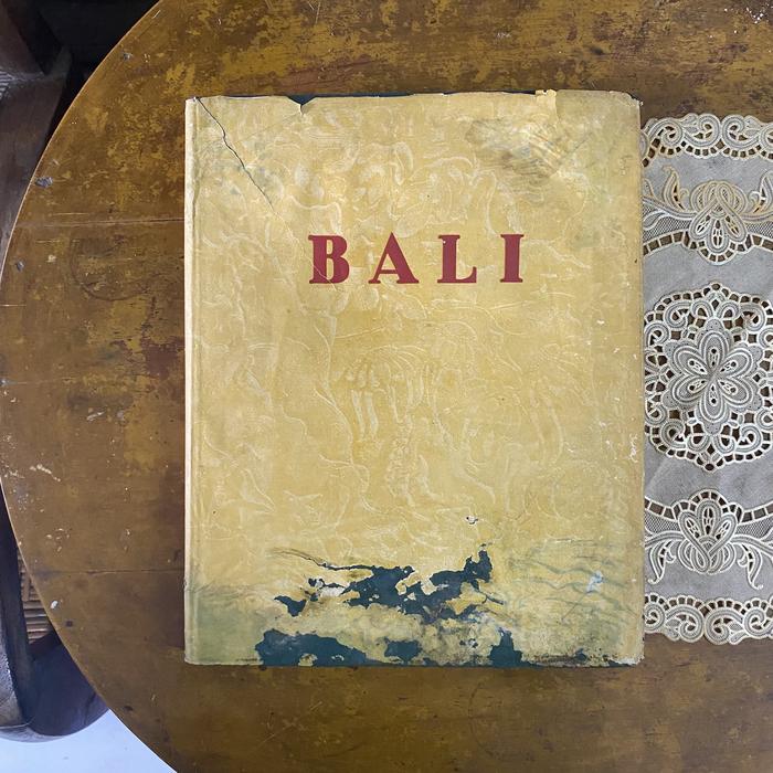 Jual BALI : ATLAS KEBUDAJAAN - DR. R GORIS - Kab. Bekasi ...