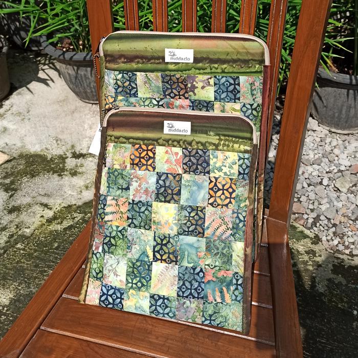 Jual Midori Patchwork Laptop Sleeve - Batik - Macbook Sleeve - Water ...