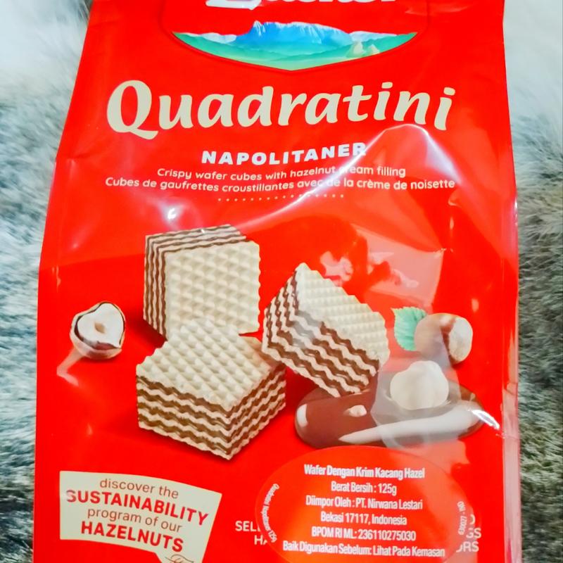 LOACKER WAFER 125GRAM WAFER LOACKER 125GRAM WAFER LOACKER QUADRATINI ...