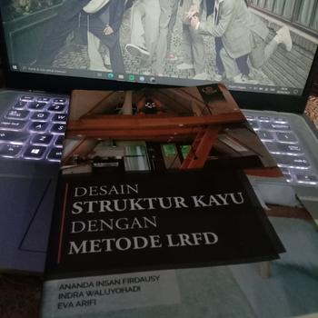 Buku Teknik Sipil Desain Struktur Kayu dengan Metode LRFD ub - Shop ...