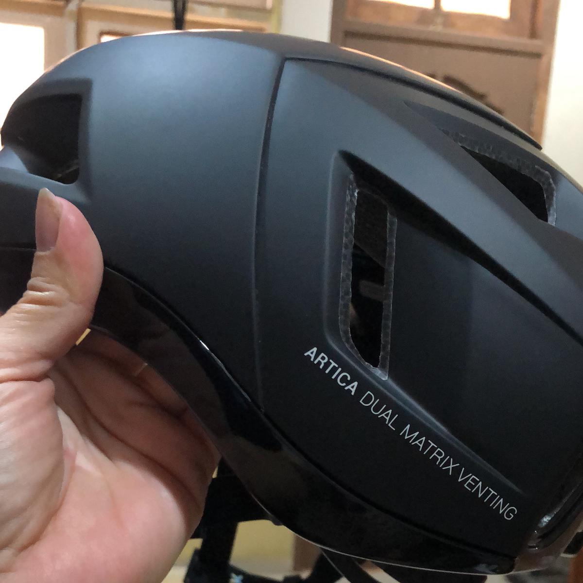 CRNK Artica Helmet - Black - Shop | Tokopedia