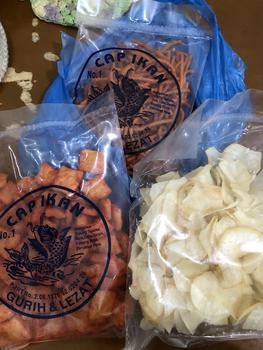 Kerupuk / Keripik Medan Legendaris Cap Ikan 250gr - Mie Lidi - Shop ...