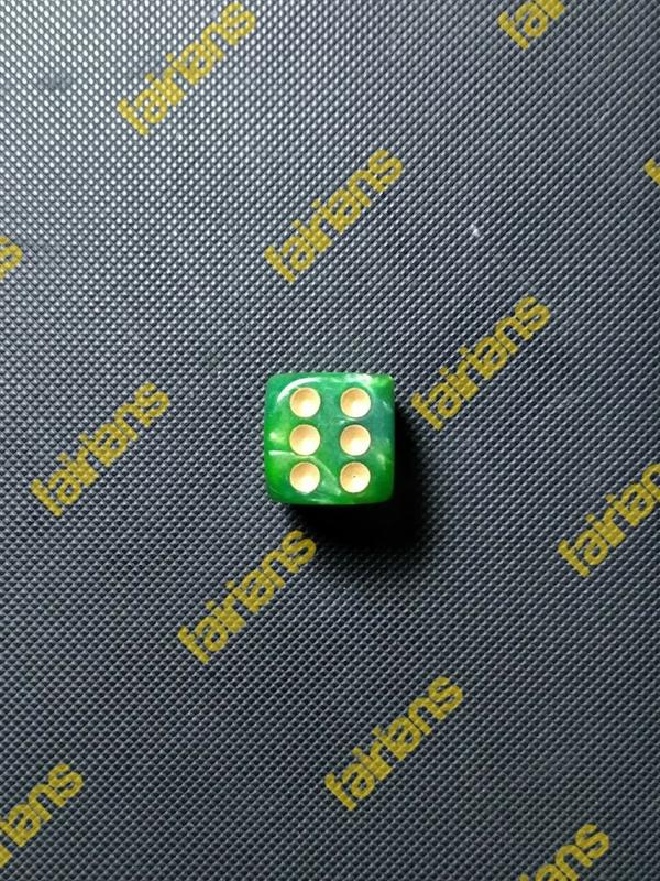 Dadu/Dice D6 16mm Dual Color Darker Green and Light Green - Shop ...