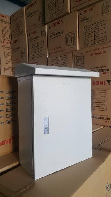 Jual Panel box Topi Outdoor Clipton 25 x 35 x 12 kunci push - Kota ...
