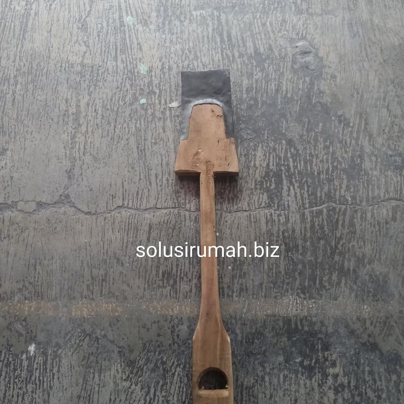 LEMPAK KAYU CUCUK LENGKUNG 14*85CM SEKOP TANAH LINGGIS PUCUK LEBAR ...