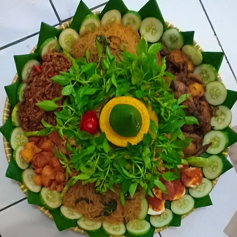 nasi kuning tumpeng besar porsi 20 orang - Shop | Tokopedia