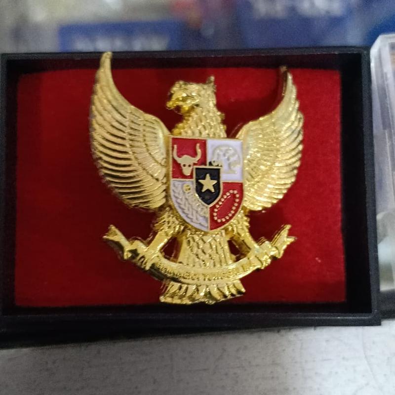 Pin Garuda - Shop | Tokopedia