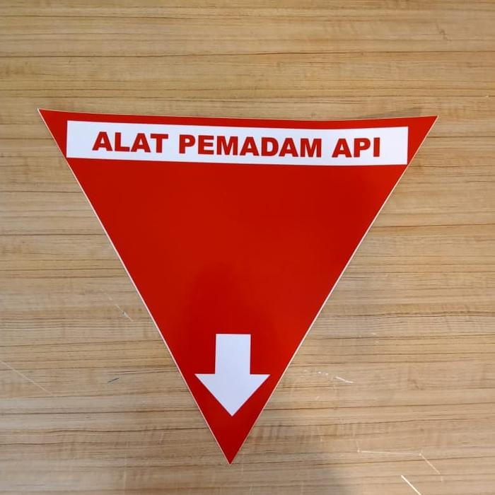 Jual SIGN STICKER K3 RAMBU SAFETY SEGITIGA ALAT PEMADAM API 35X35X35CM ...