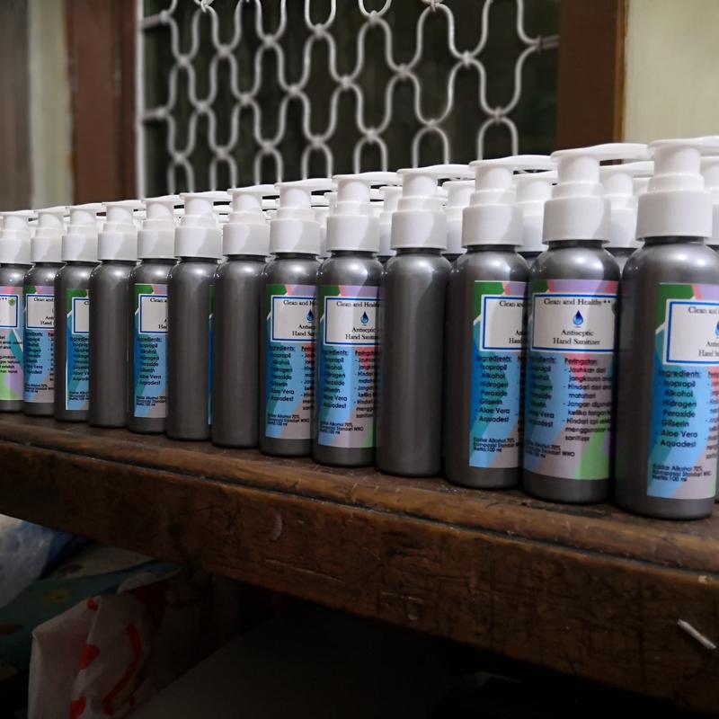 Hand Sanitizer 100ml Antiseptic Pembersih Tangan AntiVirus - Shop ...