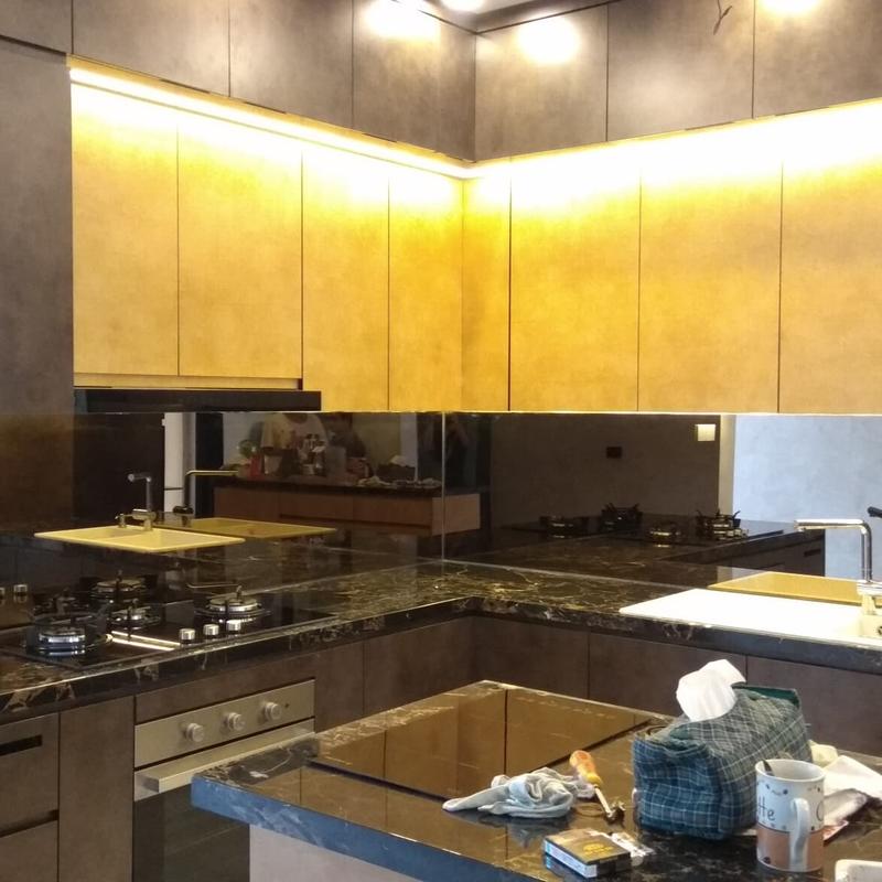 Kaca cermin bevel warna Bronze Backdrop kitchen set cermin Bronze ...